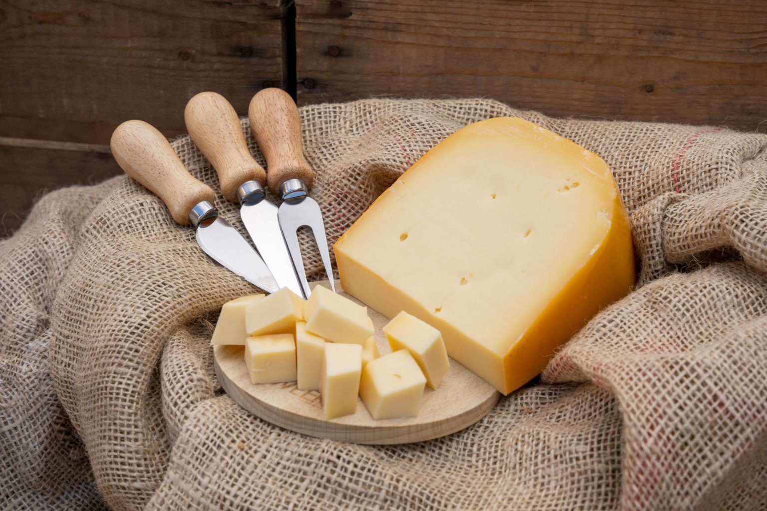 Biologisch - belegen ‘polderkoeienkaas’ | Boerderijproducten.nl